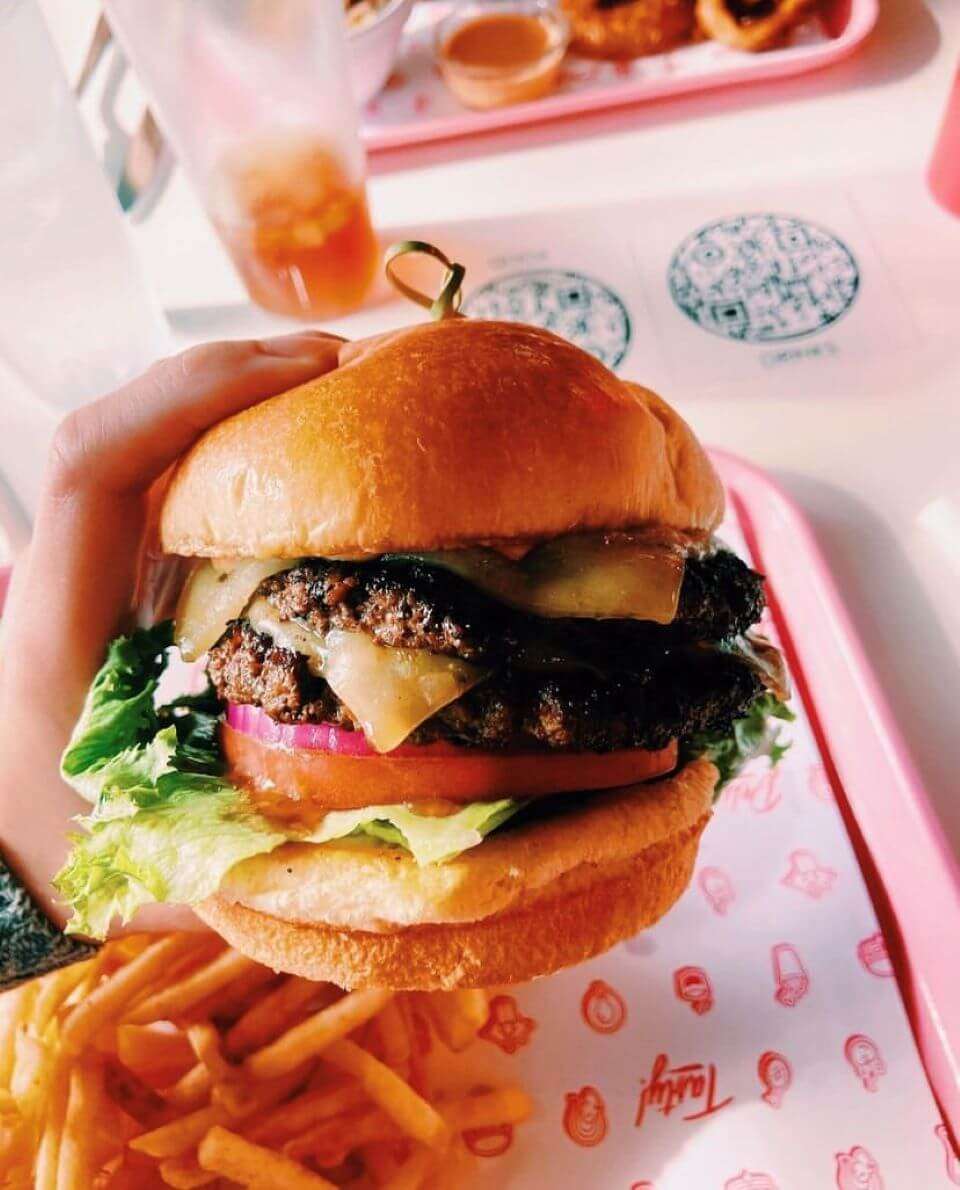 A Local's Guide to the Best Places to Eat in Indianapolis